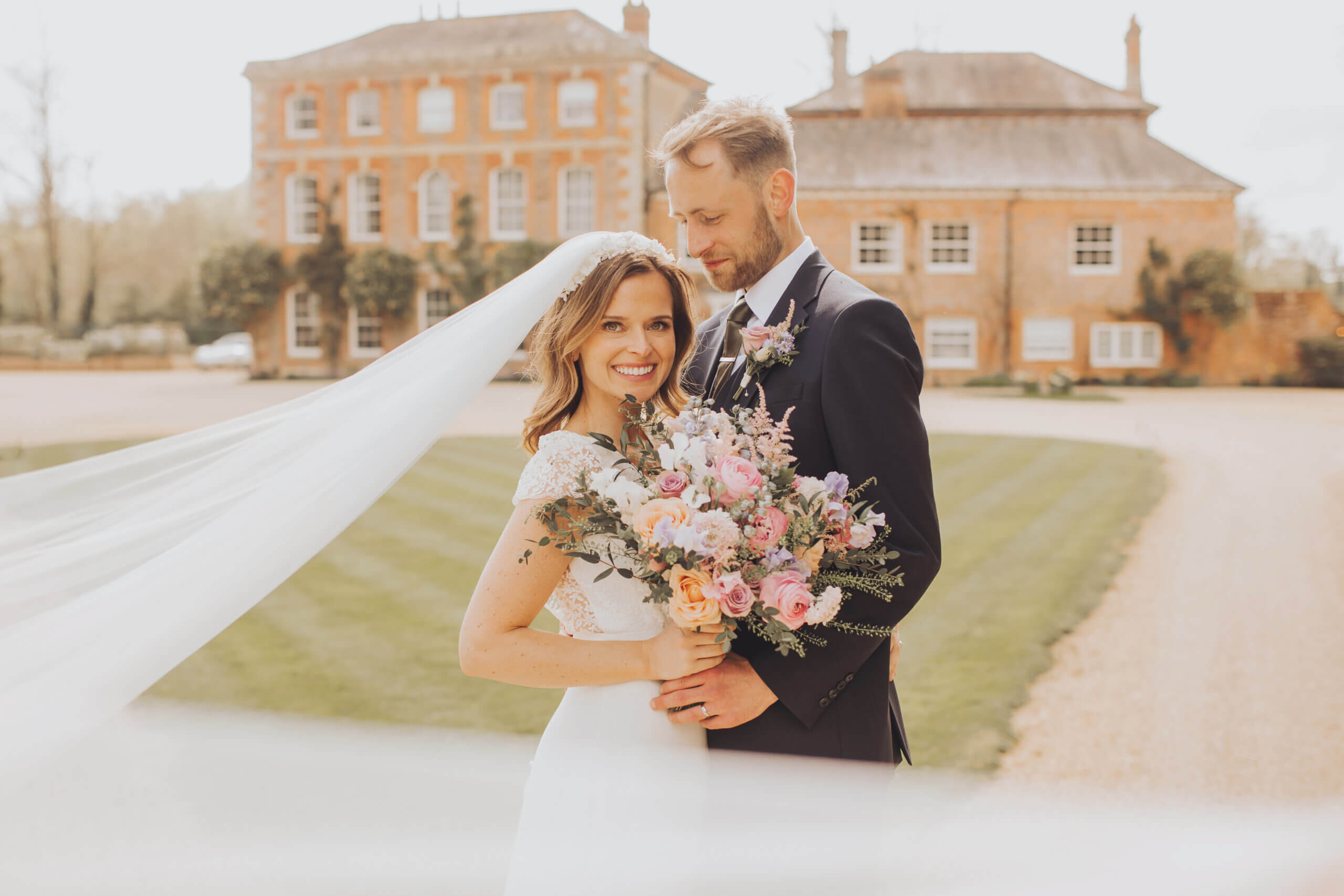 REAL WEDDING: Jodie & Alex - The Bridal Buzz