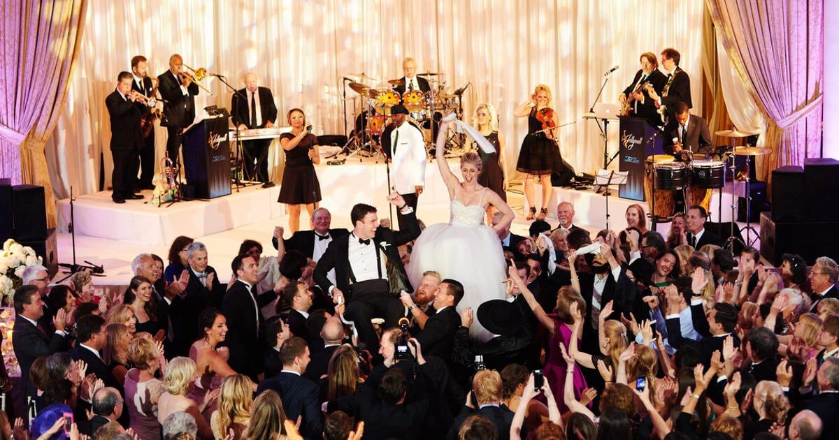 The Buzz Guide to Wedding Singers - The Bridal Buzz