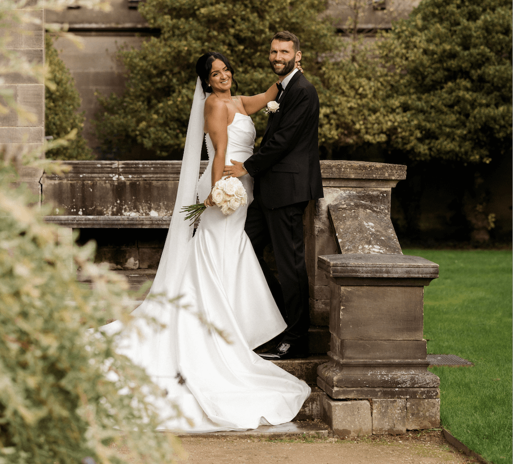 A modern manor wedding venue for Georgina & Thomas - The Bridal Buzz