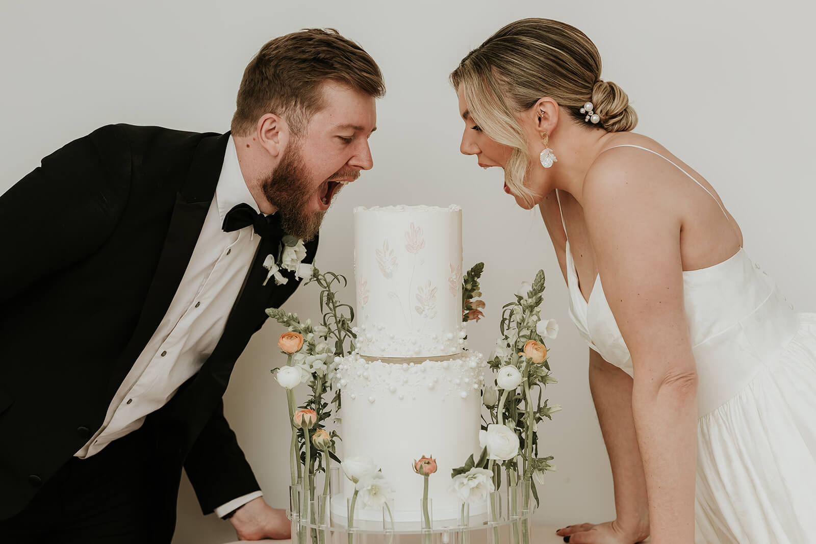 Modern Spring Wedding Styled Shoot - The Bridal Buzz