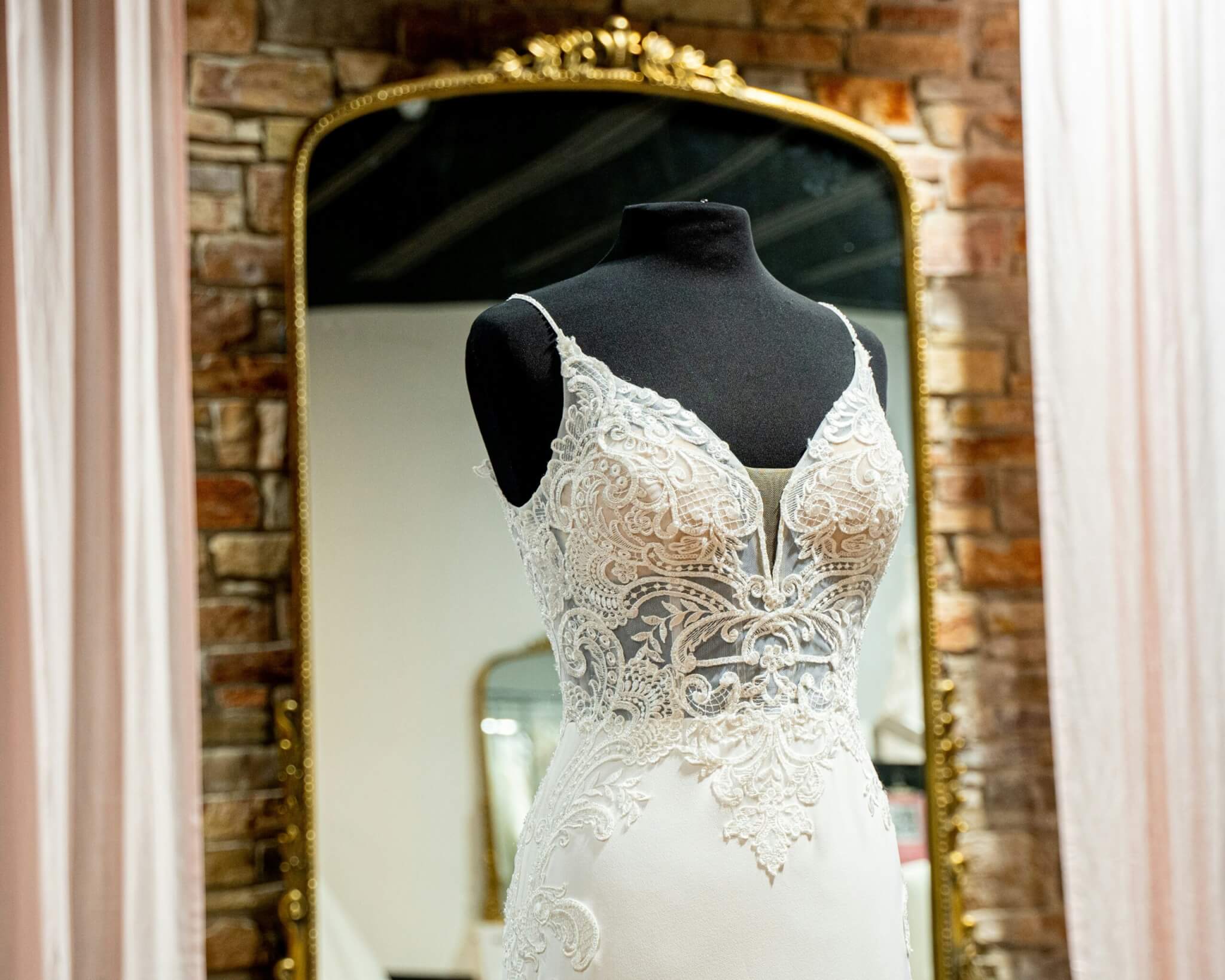 The Best Bridal Shops in The UK - The Bridal Buzz